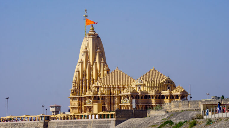 How to Reach Somnath Temple : A Detailed Travel Guide
