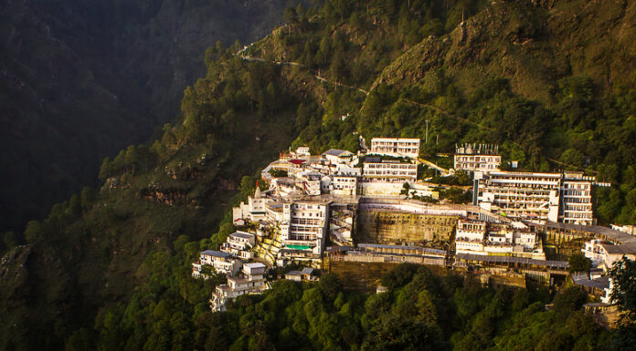 Vaishno Devi Temple Jammu - History, Timings, How to Reach